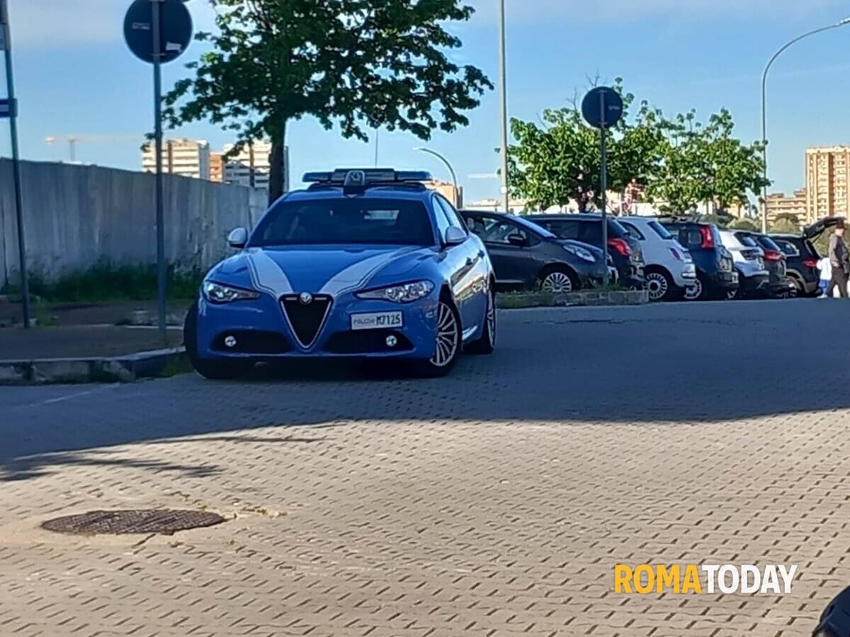 Roma, dopo inseguimento da film sul raccordo anulare si rifugia nel ... Roma, dopo inseguimento da film sul raccordo anulare si rifugia nel ...